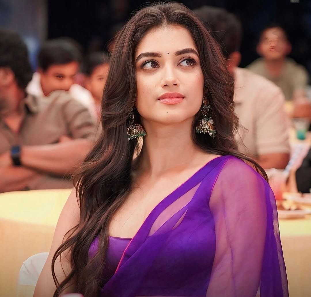 Bhagyashri Borse Age, Movies, Relationships, Net Worth, and More...